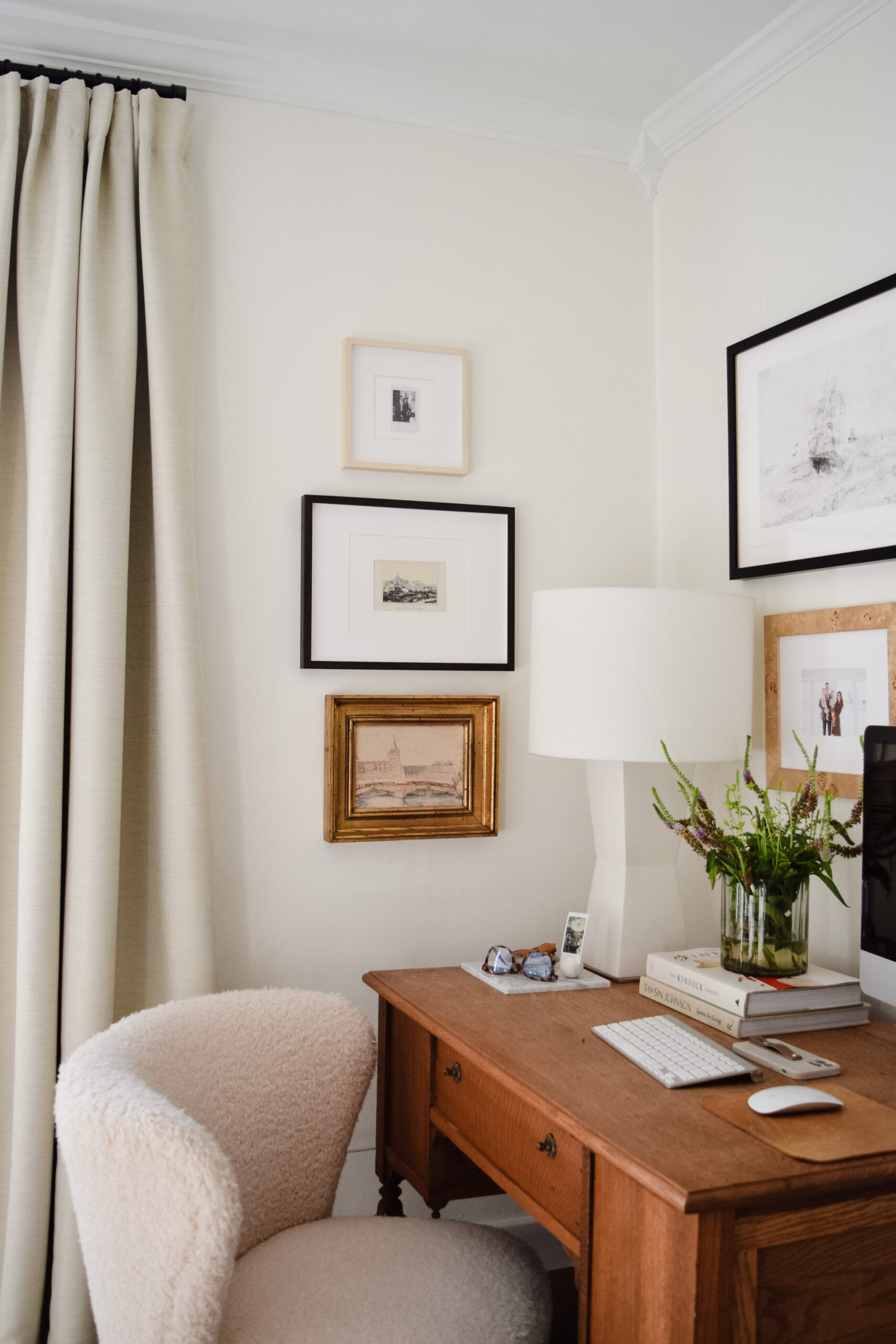 How To Choose and Style Artwork Like A Designer